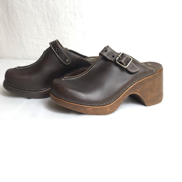 White Mountain | Shoes | White Mountain Leather Clogs | Poshmark